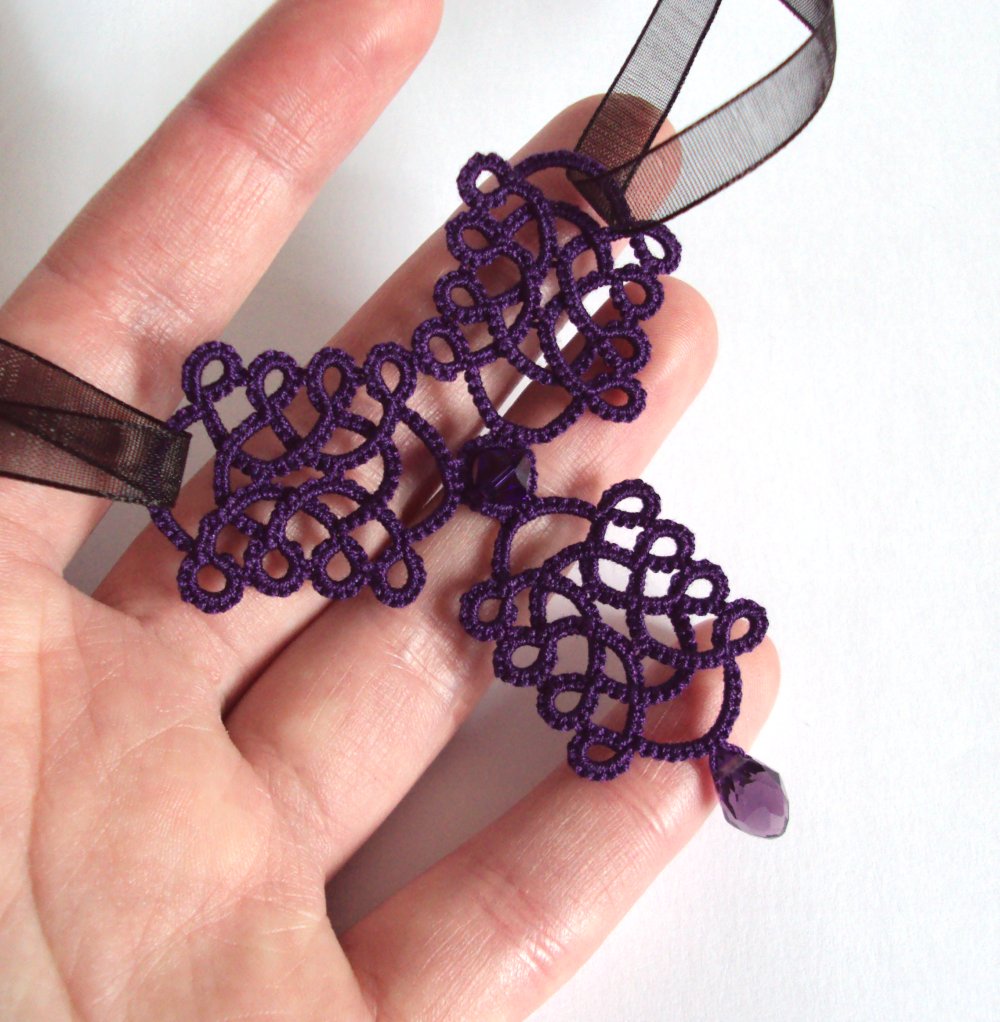 Gothic Purple Lace Necklace on Luulla